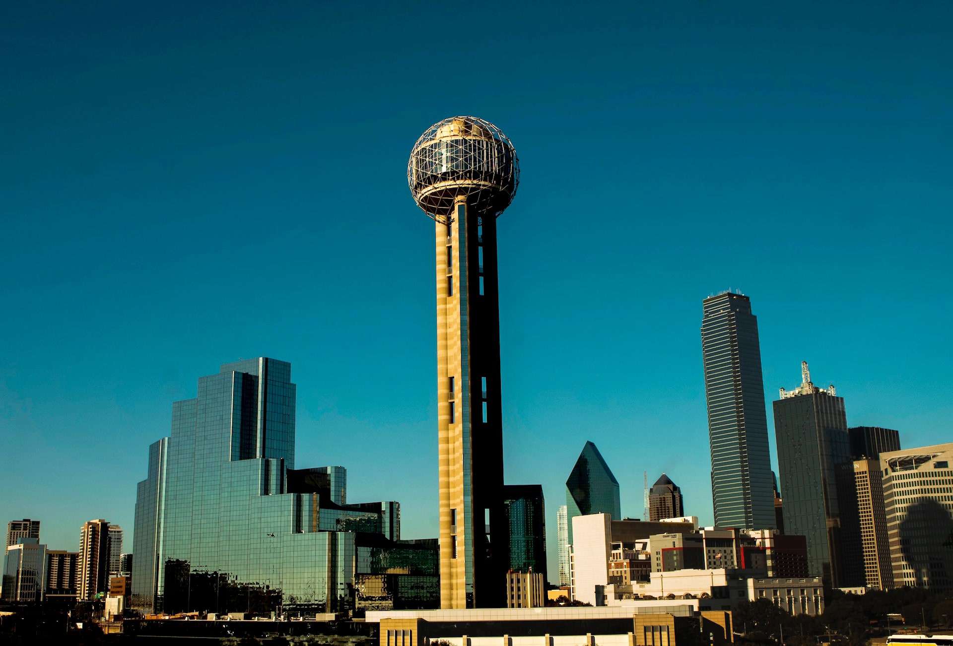 Discover Dallas’ Iconic Reunion Tower: Your Complete Guide [2026]